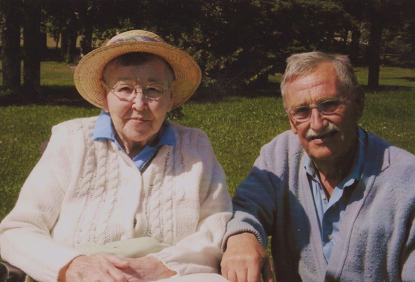 Eveline Dumont & Raymond A Michaud