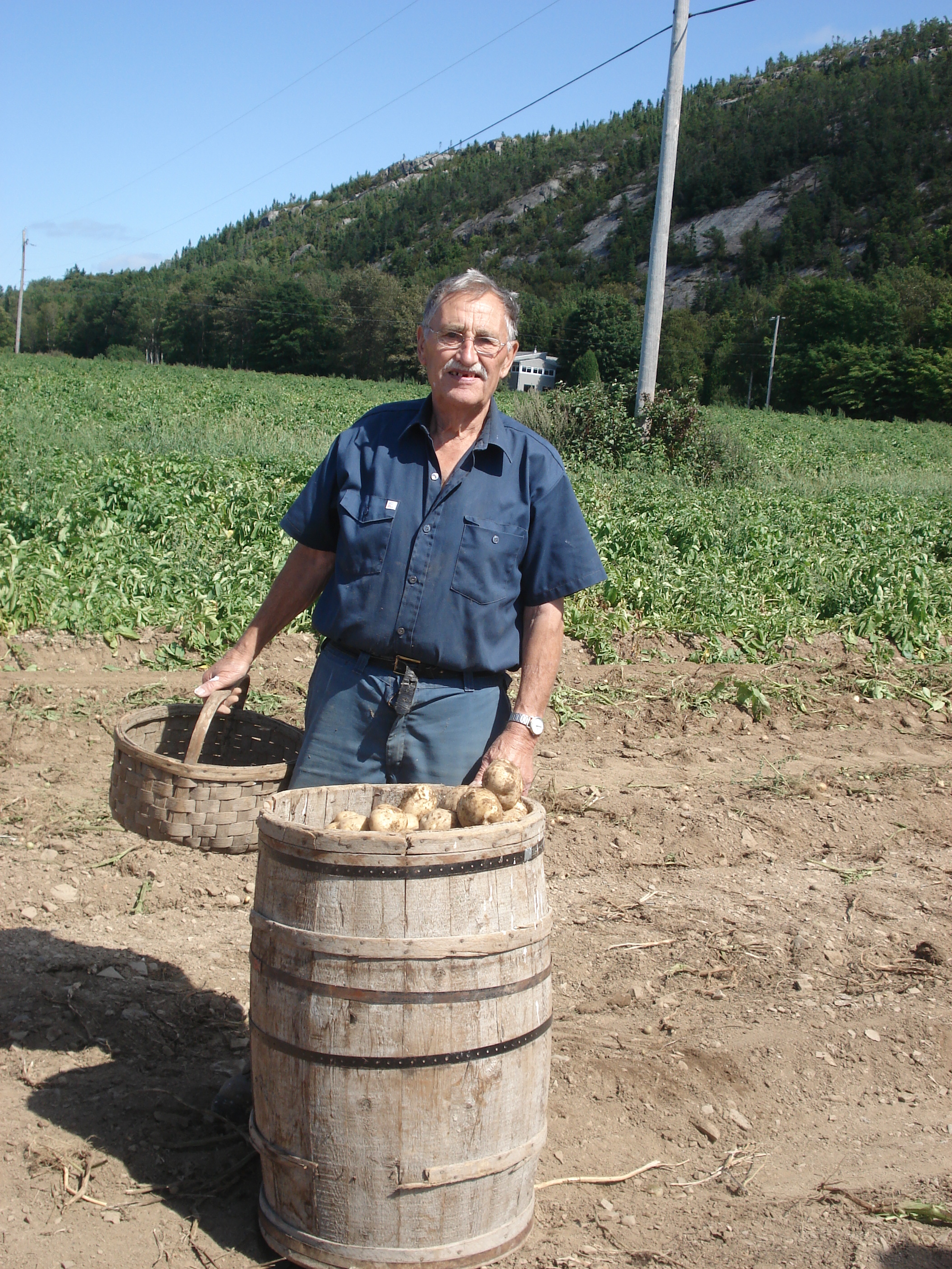 Eveline Dumont & Raymond A Michaud
